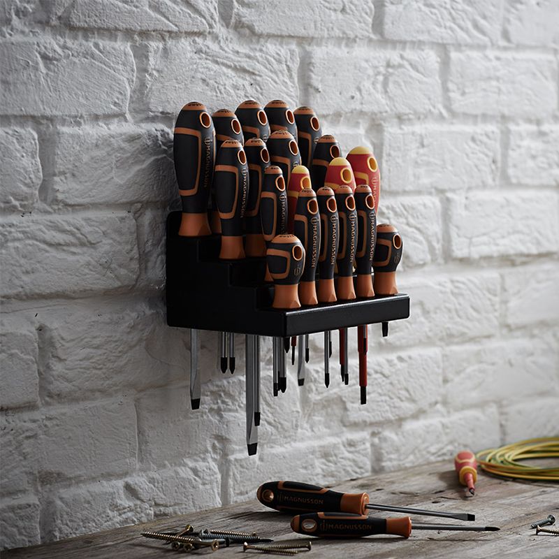 Magnusson | Brands | TradePoint