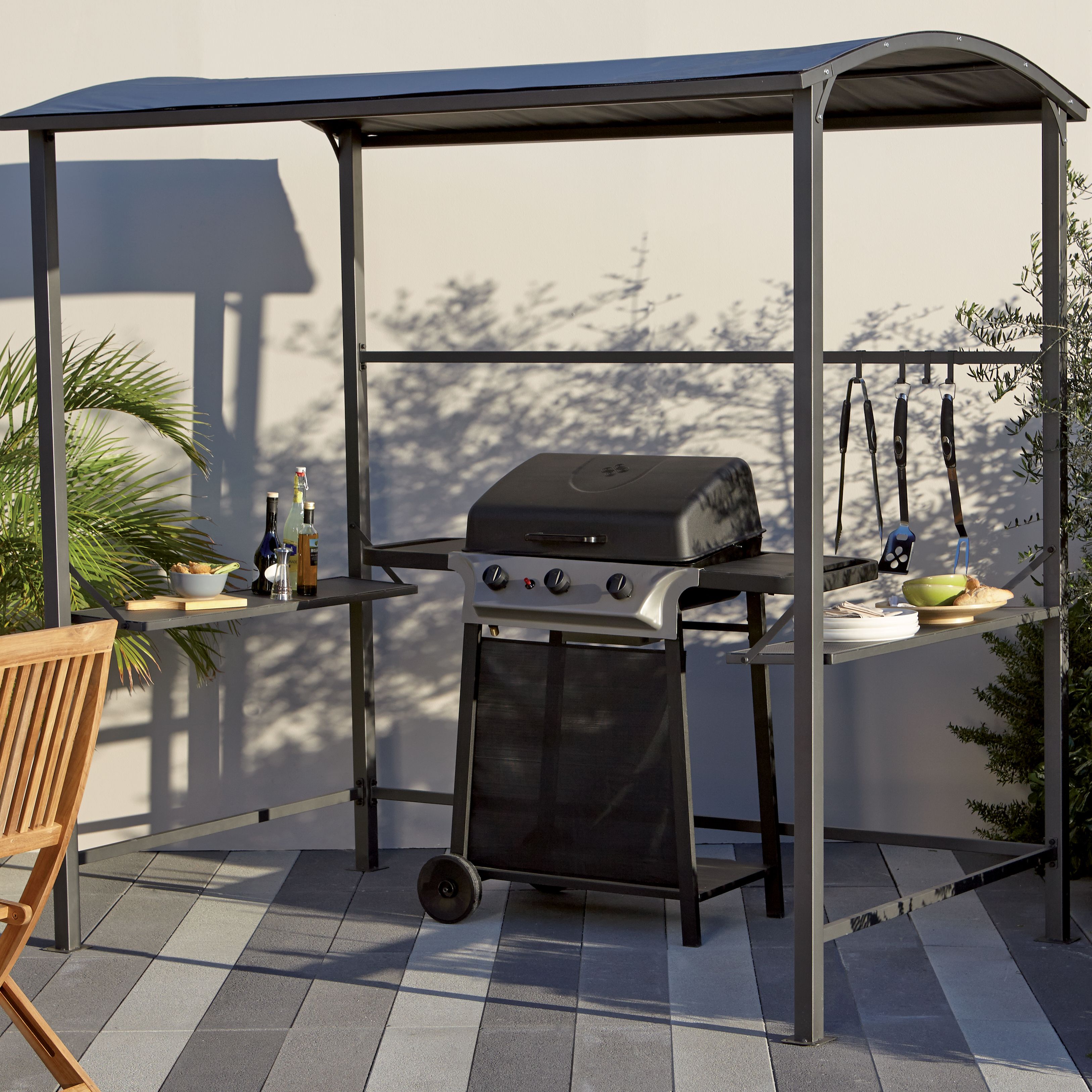 Barbecue buying guide | Ideas & Advice | DIY at B&Q