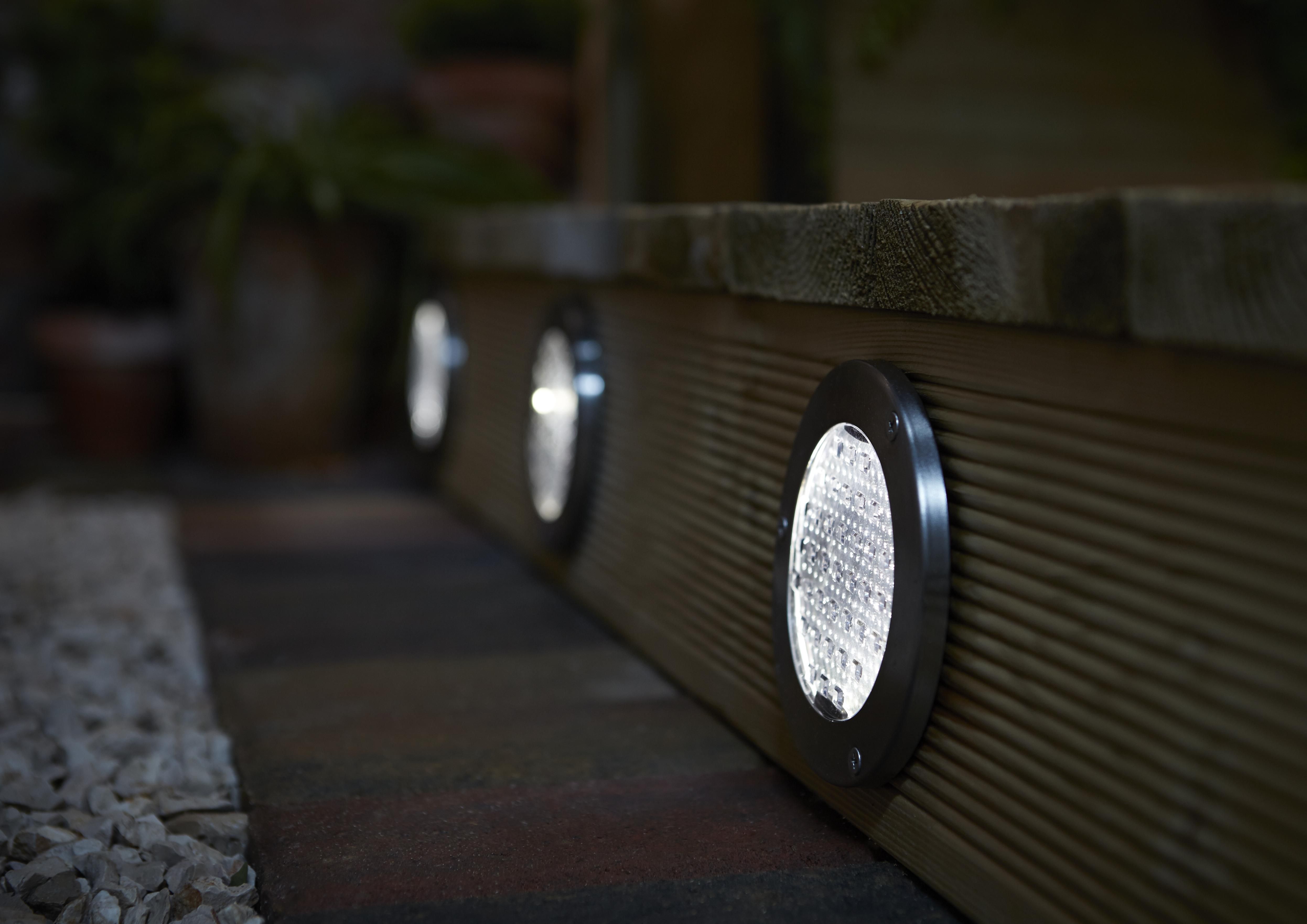 Outdoor Lighting | Garden Lighting & Solar Lights | DIY at B&Q
