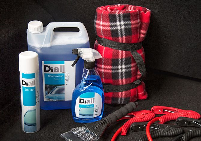 How to prepare the car for winter driving | Ideas & Advice | DIY at B&Q