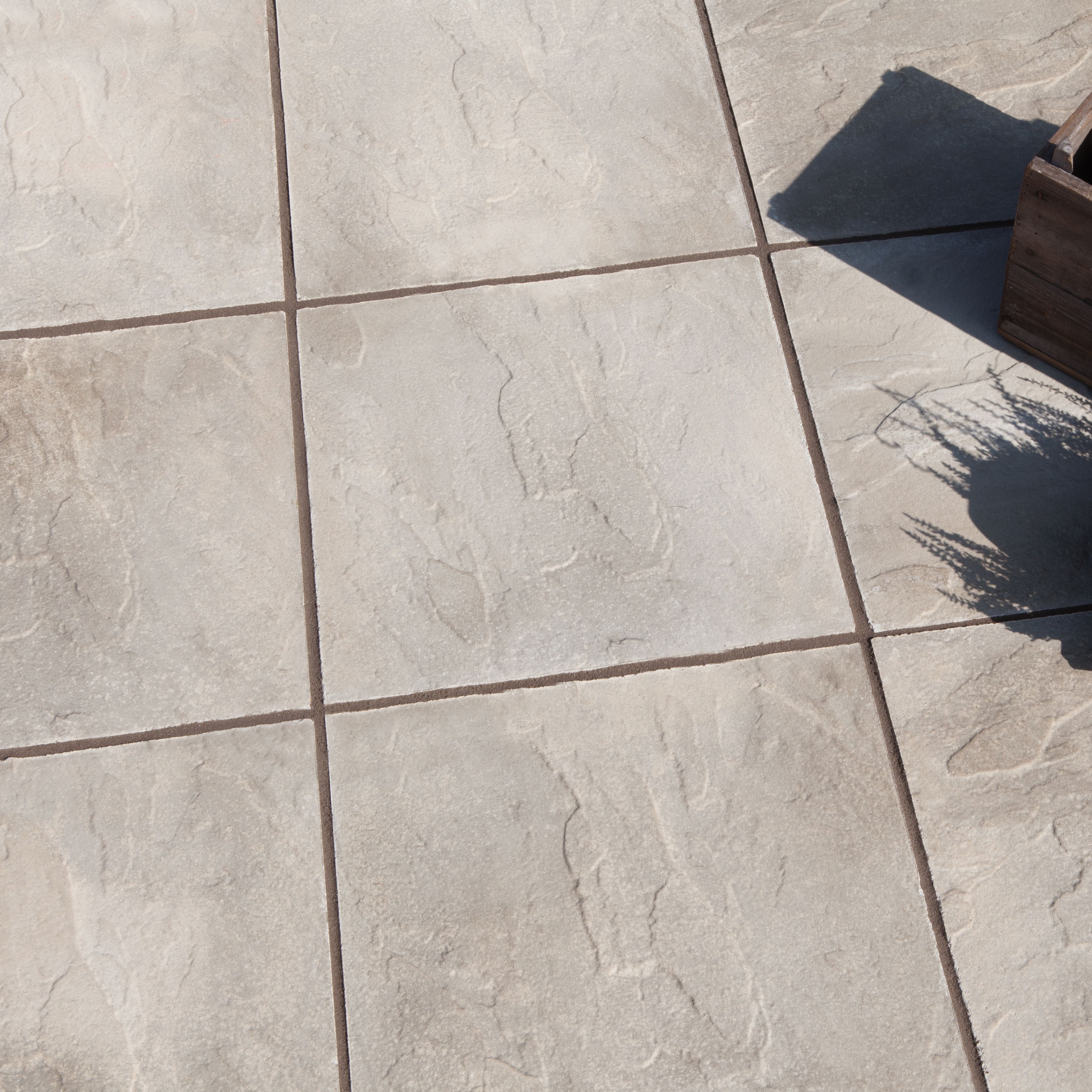 Bradstone Peak Natural Reconstituted stone Paving slab, 8.1m² (L)450mm ...