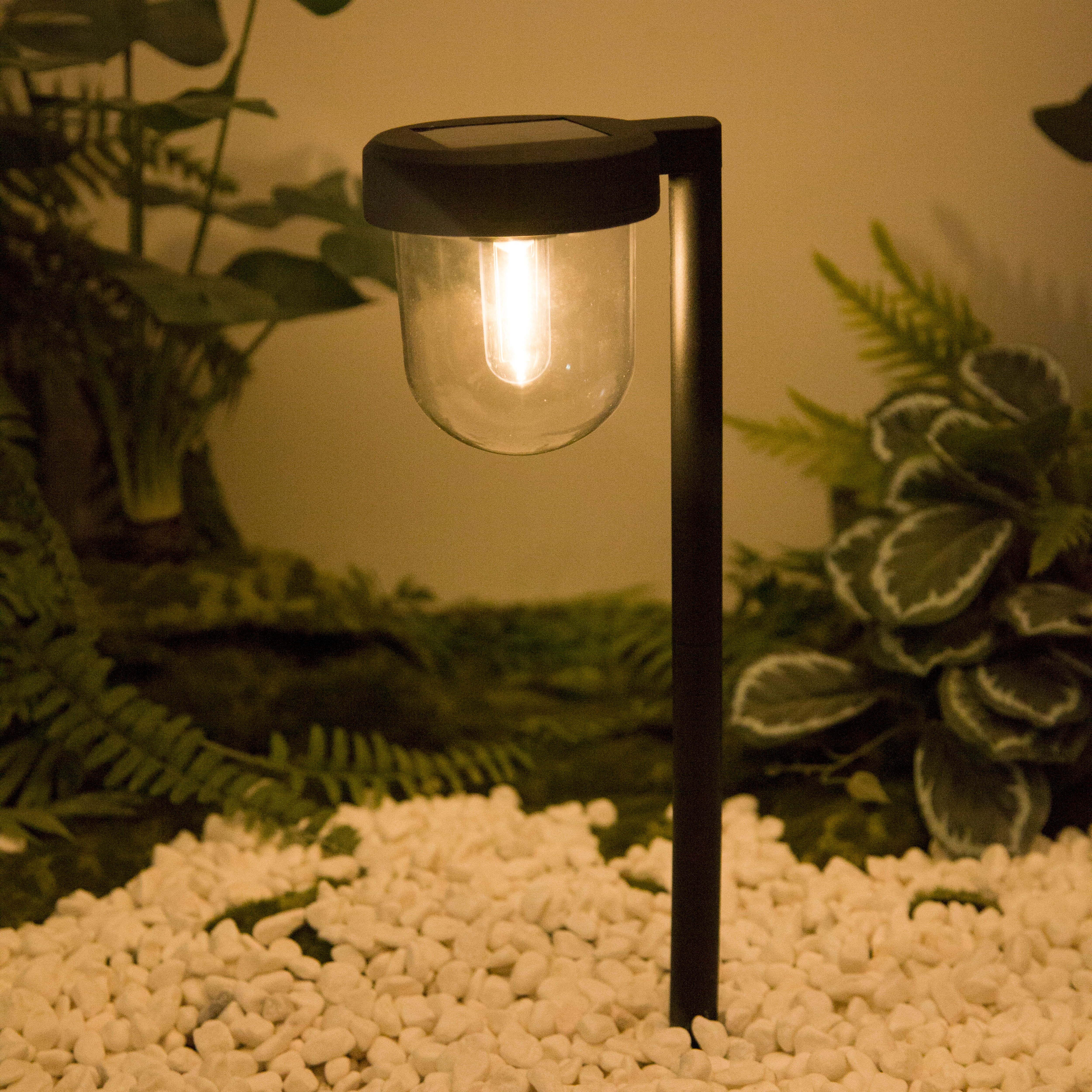 Brith Polished Black Solar-powered Integrated LED Outdoor Stake light