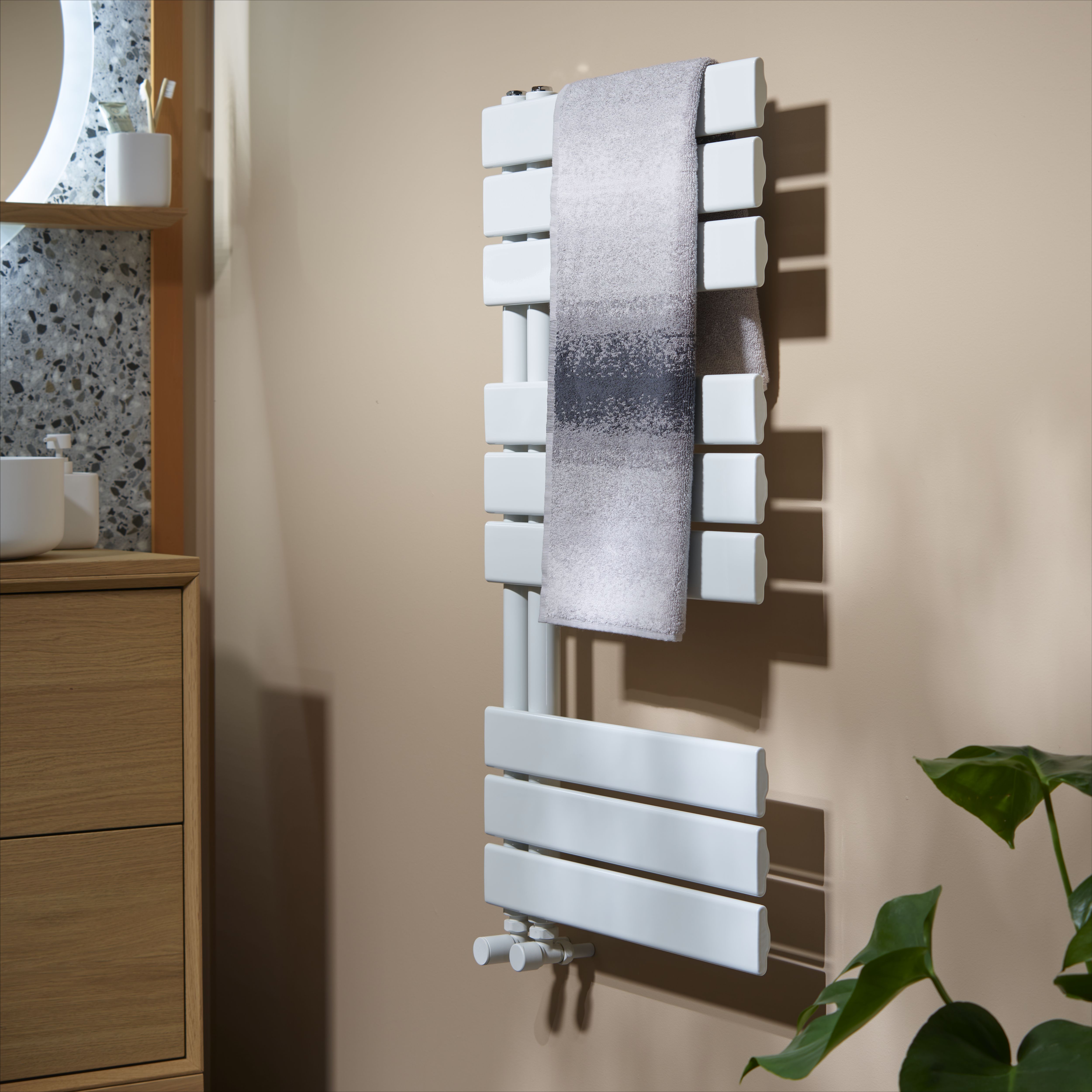 GoodHome Boxwood White 1292BTU Vertical Towel radiator (W)500mm x (H)900mm