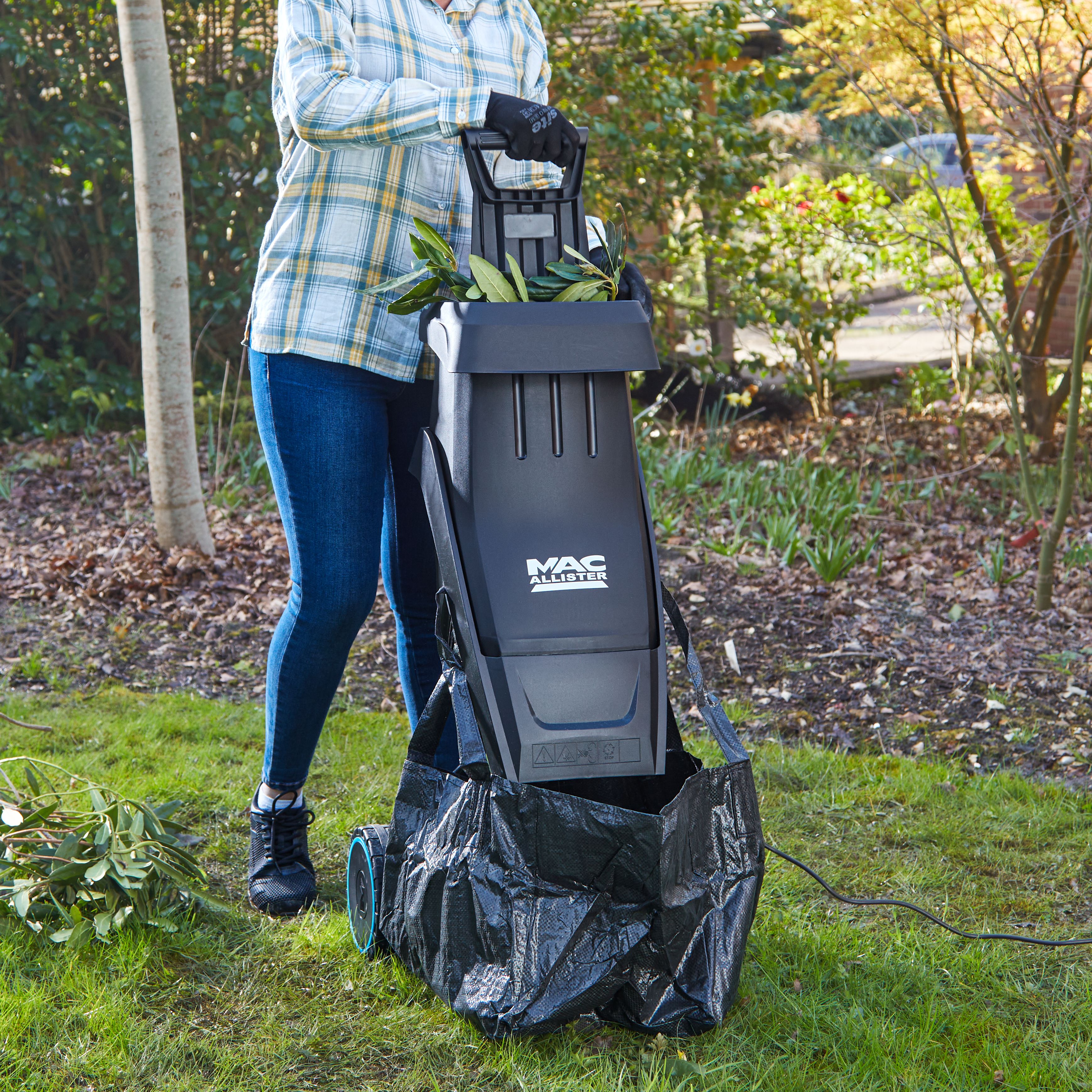 Mac Allister MIS2400 Corded 80kg/hr 2400W Impact Shredder