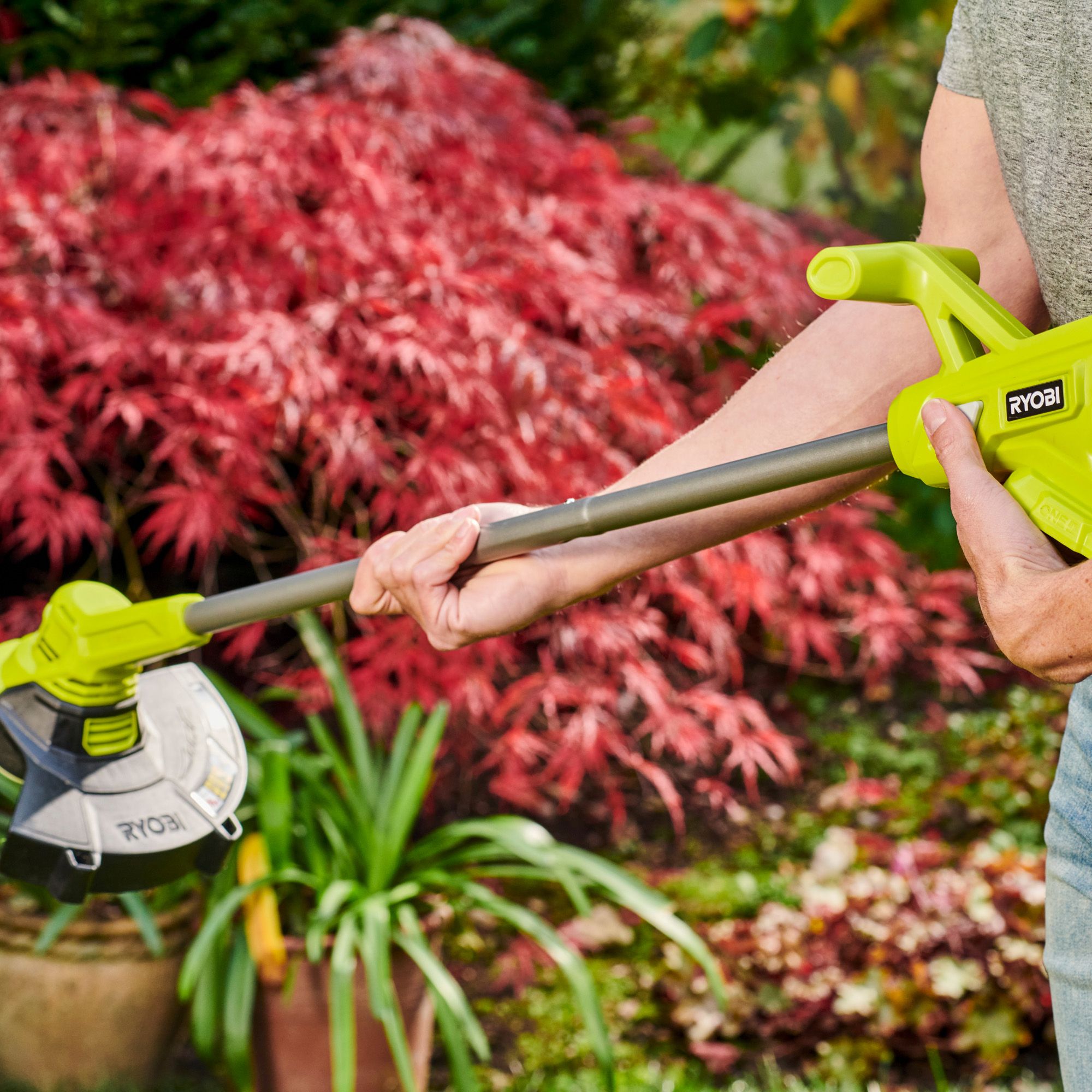 Ryobi Grass Trimmer Cordless RY18LT23A-120 Li-Ion Charger