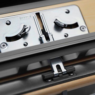 Velux Pine Centre pivot Roof window, (H)1340mm (W)980mm | Tradepoint