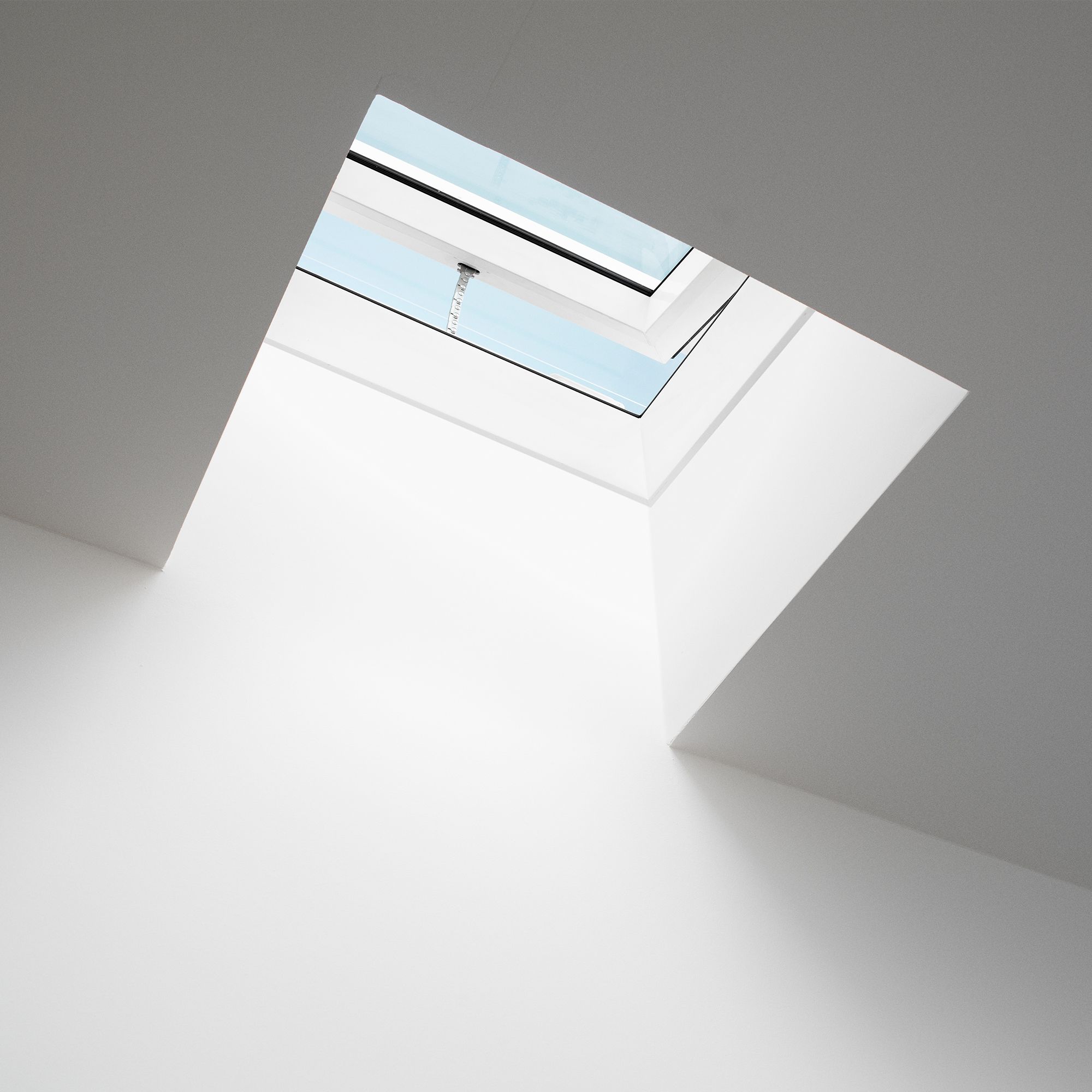 Velux White Polyvinyl chloride (PVC) Roof window, (H)1200mm (W)900mm