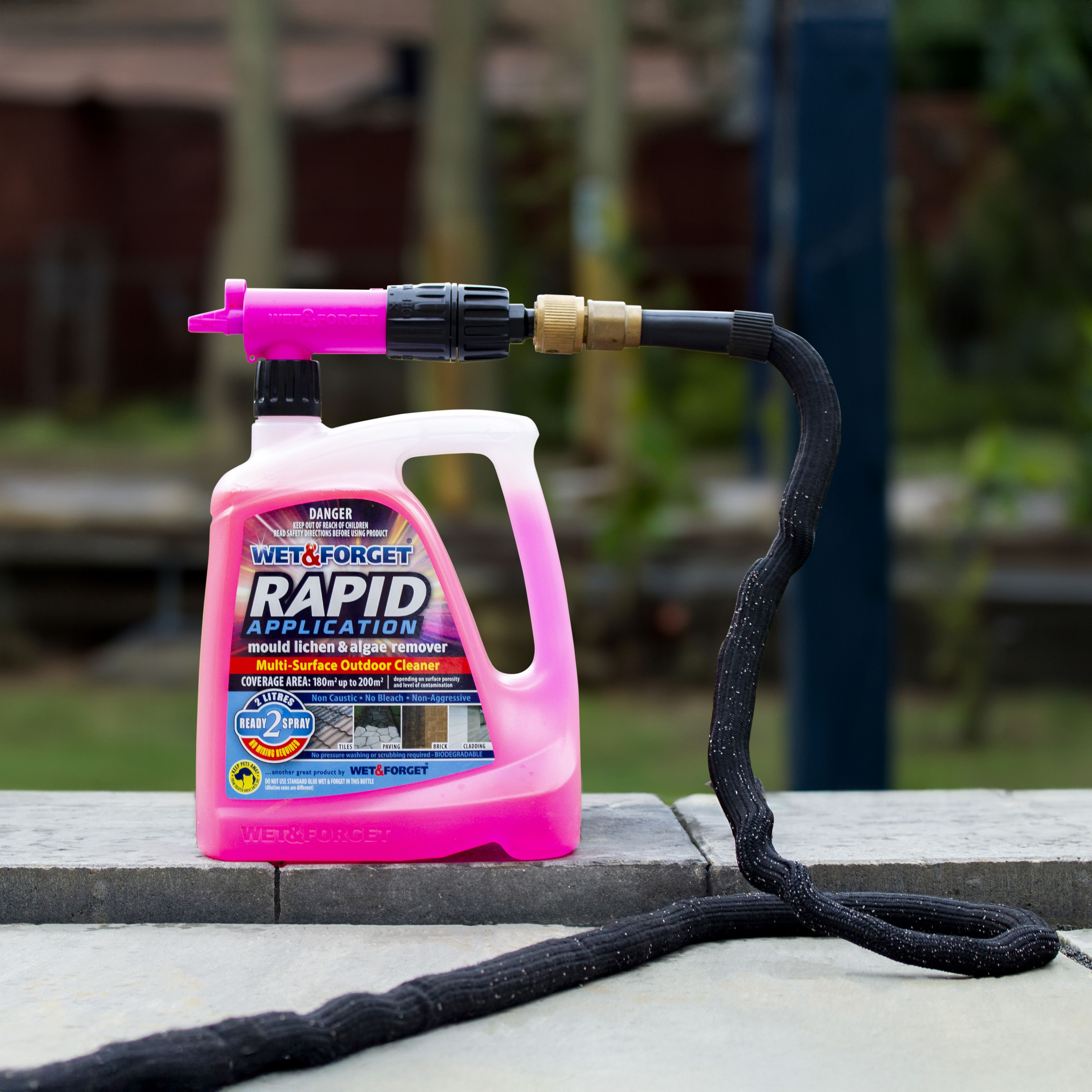 Wet & Forget Rapid Exterior Algae, lichen & mould remover, 2L Bottle